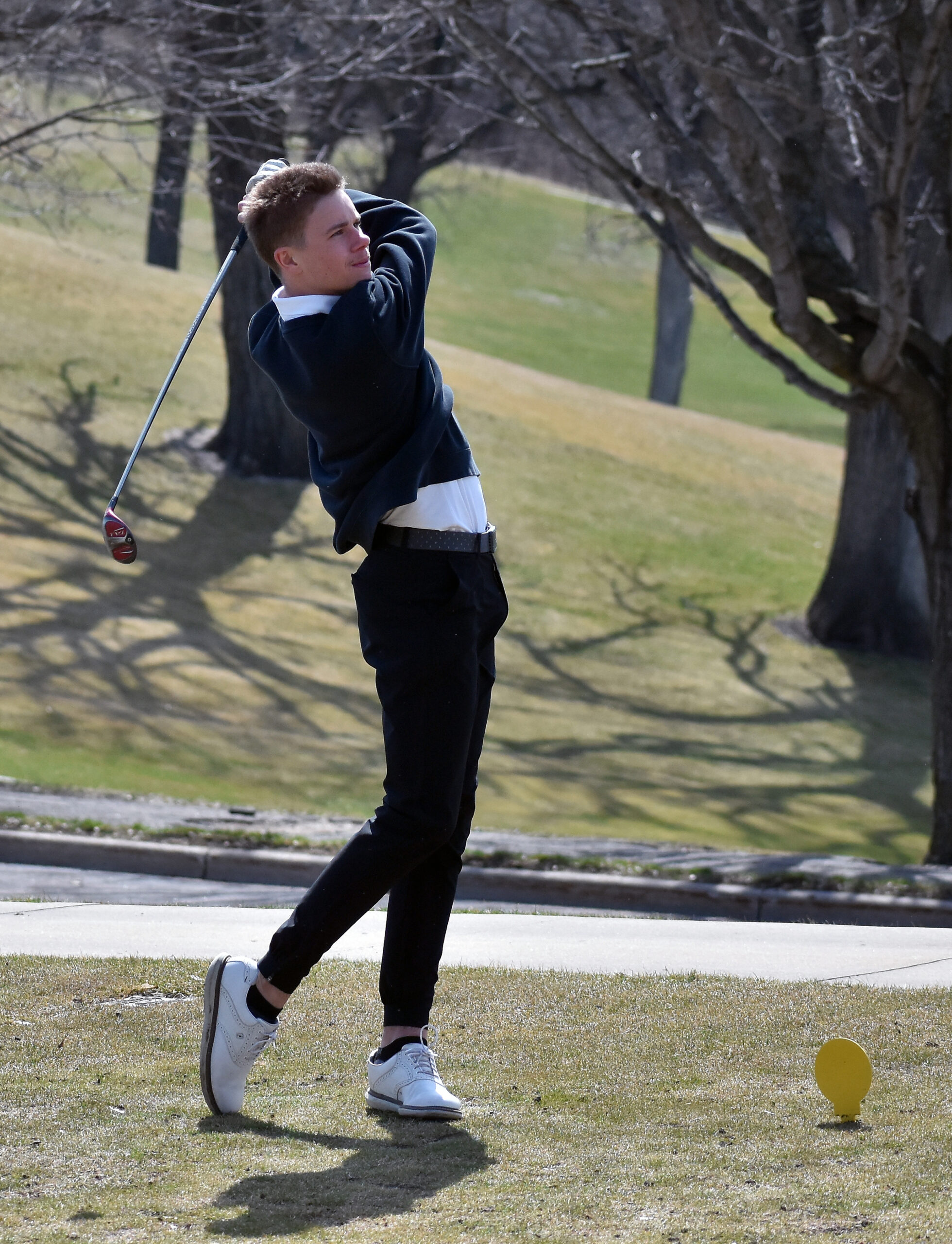 New Ulm golf teams battle elements in opening meet | News, Sports, Jobs ...